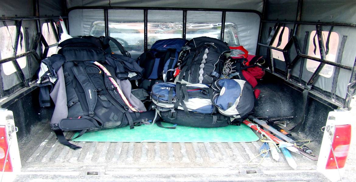 Packing Tips For Travelling - How To Save Space And Effort